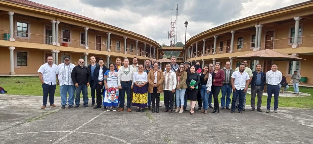 ¿Quiénes Somos? – UIIM